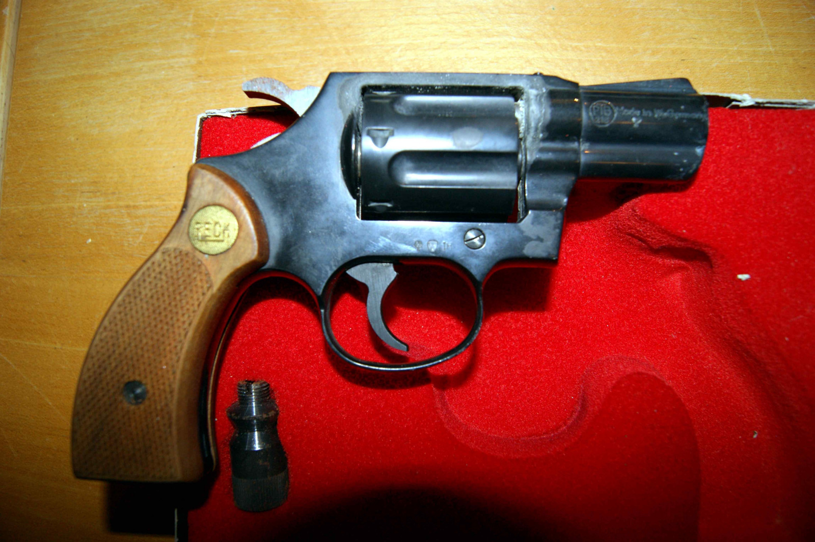 Reck Cobra Kaliber .380 Knall - eGun